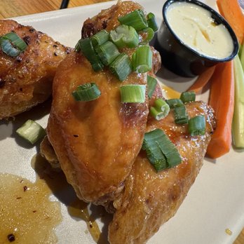 BARNYARD CRAFTHOUSE & EATERY - Updated May 2025 - 381 Photos & 441 ...