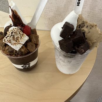 ICONOGLACE - Updated October 2025 - 69 Photos & 19 Reviews - 1320 Rue ...