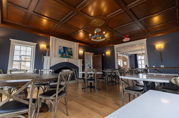 VINCENT WILLIAM WINE - Updated October 2025 - 134 Photos & 71 Reviews ...