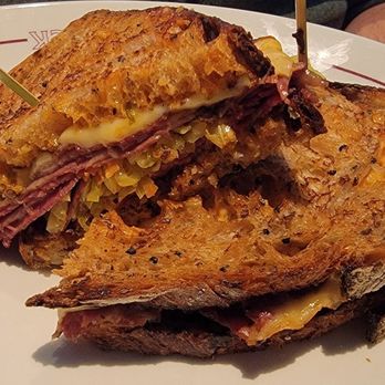 BISTRO MONADNOCK - Updated November 2024 - 233 Photos & 101 Reviews ...