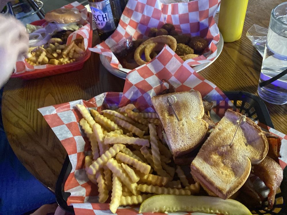 SUGAR’S LOUNGE & DINER - Updated September 2025 - 33 Photos & 31 ...