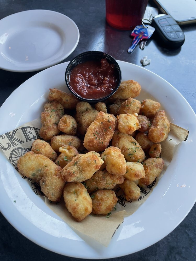 THE WICKED WHEEL BAR & GRILL - 336 Photos & 601 Reviews - 10025 ...