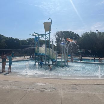 HEIGHTS FAMILY AQUATIC CENTER - Updated October 2025 - 18 Photos & 15 ...
