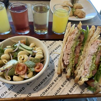 COMMON BOND BISTRO & BAKERY - MONTROSE - Updated March 2025 - 4467 ...