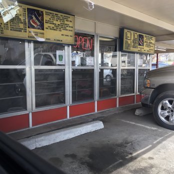 Mugs Up Drive In - Takeout & Delivery - 39 Photos & 67 Reviews - Fast ...