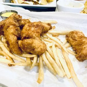 BLITZED PIG BAR & GRILL - Updated October 2025 - 38 Reviews - 4330 ...