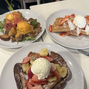 MILES TABLE - Updated January 2026 - 677 Photos & 569 Reviews - 1620 ...