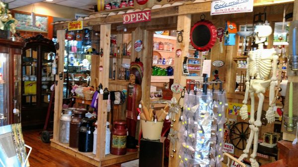 AUNT VERA’S ANTIQUE MALL - Updated August 2025 - 17 Photos - 4535 S ...