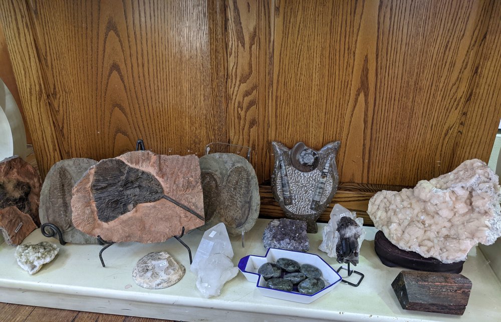 EXQUISITE EARTH - Updated October 2025 - 23 Photos - 126 S Main St, New ...