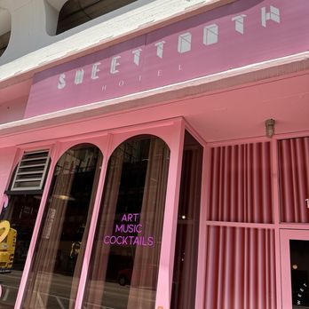 SWEET TOOTH HOTEL - Updated October 2025 - 164 Photos & 49 Reviews ...