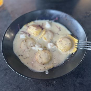 MAKOS MARINA BAR & GRILL - Updated August 2024 - 24 Photos & 11 Reviews ...