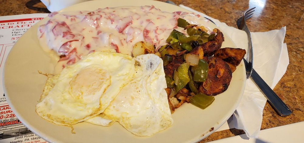 BETTY BOOP’S AIRPORT CAFE - Updated December 2025 - 19 Photos - 30 ...