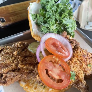 ROOTS CHICKEN SHAK - Updated January 2026 - 77 Photos & 68 Reviews ...