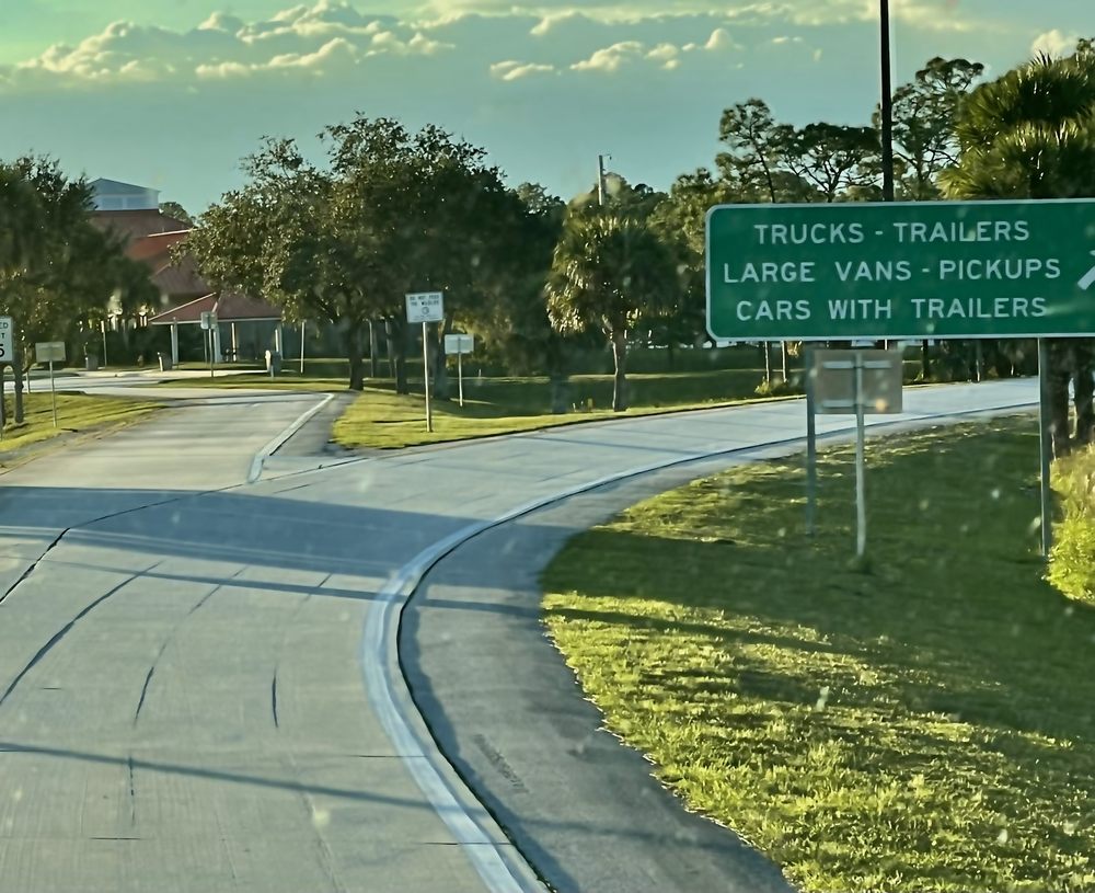 BREVARD COUNTY REST AREA - Updated October 2025 - 14 Photos - I-95 Mile ...