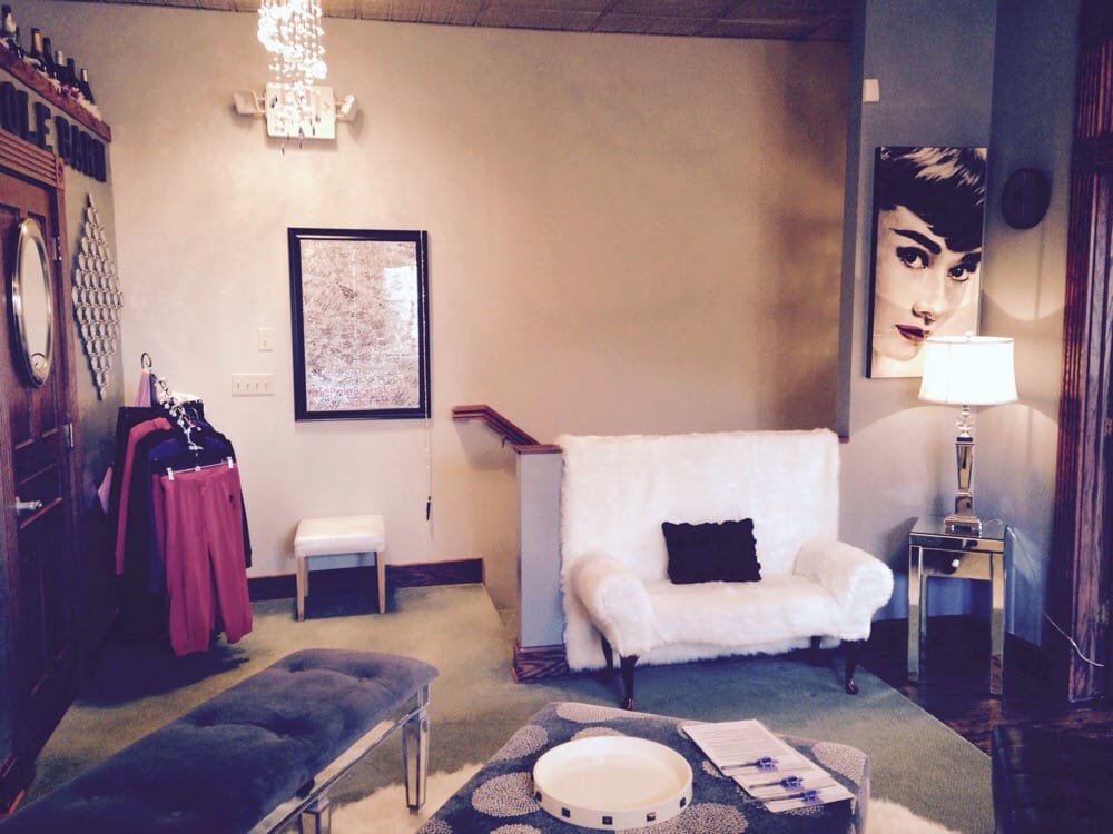 THE POLE BARN STUDIO - Updated August 2025 - 10 Reviews - 122 Water St ...