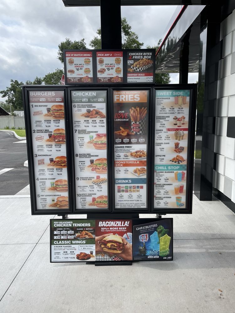 CHECKERS - Updated September 2025 - 11 Photos - 719 Magnolia Ave ...