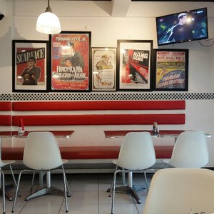 WINGSTOP - Updated June 2025 - 13 Photos - Ground Floor, Glorietta 2 ...