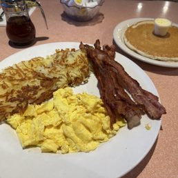 FLAMES COFFEE SHOP - Updated December 2025 - 251 Photos & 377 Reviews ...