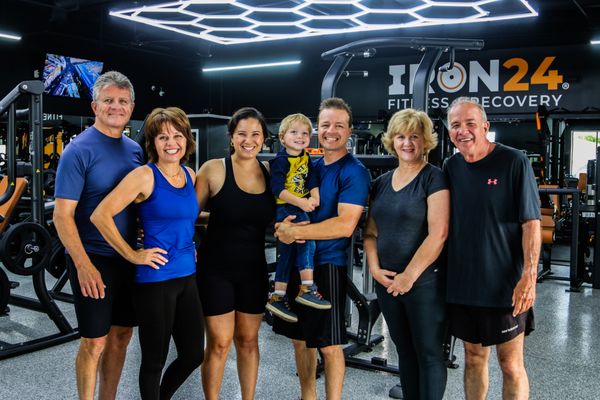 IRON 24 - Updated December 2025 - 13 Photos - 10420 Kingston Pike ...