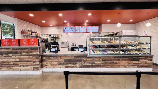 RANDY’S DONUTS - Updated December 2025 - 587 Photos & 209 Reviews ...