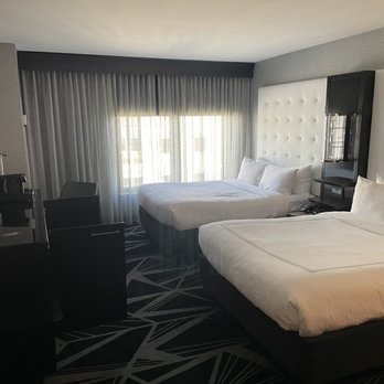 THE CLANCY, AUTOGRAPH COLLECTION - Updated June 2024 - 279 Photos & 139 ...