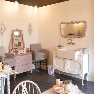 FRILLY LILLY - Updated December 2025 - 12 Photos & 13 Reviews - 12424 ...