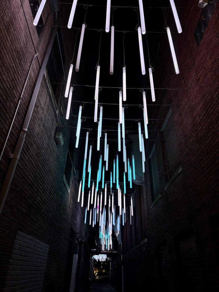 77 STEPS - Updated October 2025 - 13 Photos - 113 W Berry St, Fort ...