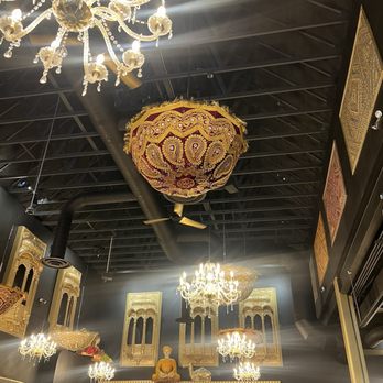 MAHARANI PALACE - Updated February 2025 - 146 Photos & 43 Reviews ...