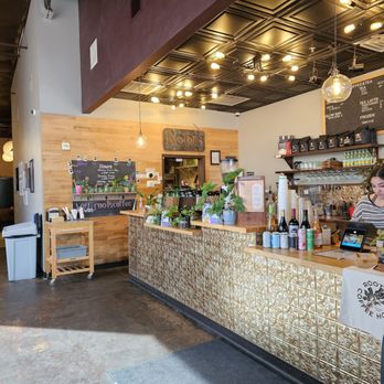 ROOTS COFFEEHOUSE - Updated October 2024 - 414 Photos & 444 Reviews ...