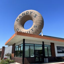 RANDY’S DONUTS - Updated July 2025 - 576 Photos & 416 Reviews - 8721 ...