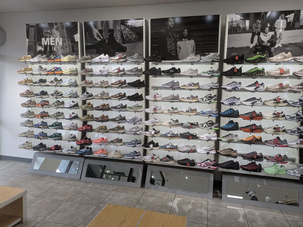 SNIPES - Updated July 2025 - 2401-2499 Aramingo Ave, Philadelphia ...