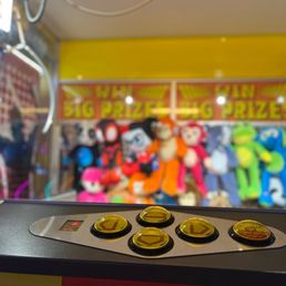 MAIN EVENT TEMPE - Updated December 2025 - 402 Photos & 569 Reviews ...