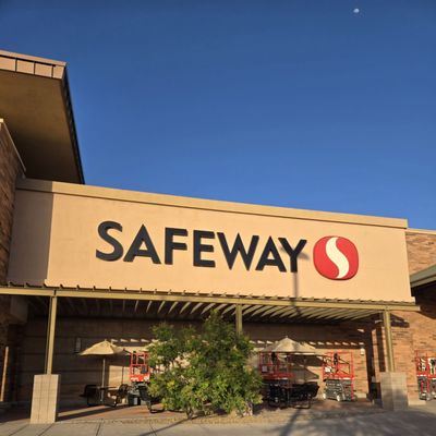 SAFEWAY - Updated November 2025 - 23 Photos & 36 Reviews - 3325 N Hunt ...