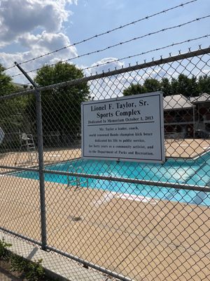 HARRY THOMAS RECREATION CENTER - Updated November 2025 - 22 Photos & 18 ...