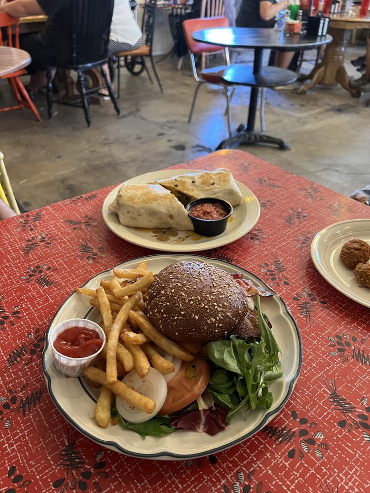 THE TOASTED OWL CAFE - 1194 Photos & 1326 Reviews - 12 S Mikes Pike St ...