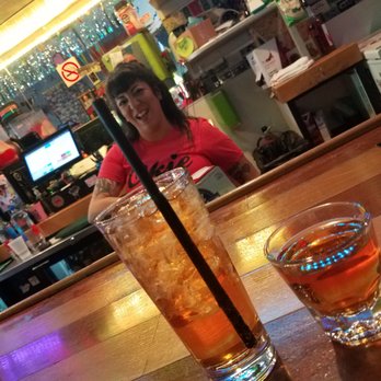 THE MAX RETROPUB - Updated November 2025 - 125 Photos & 109 Reviews ...