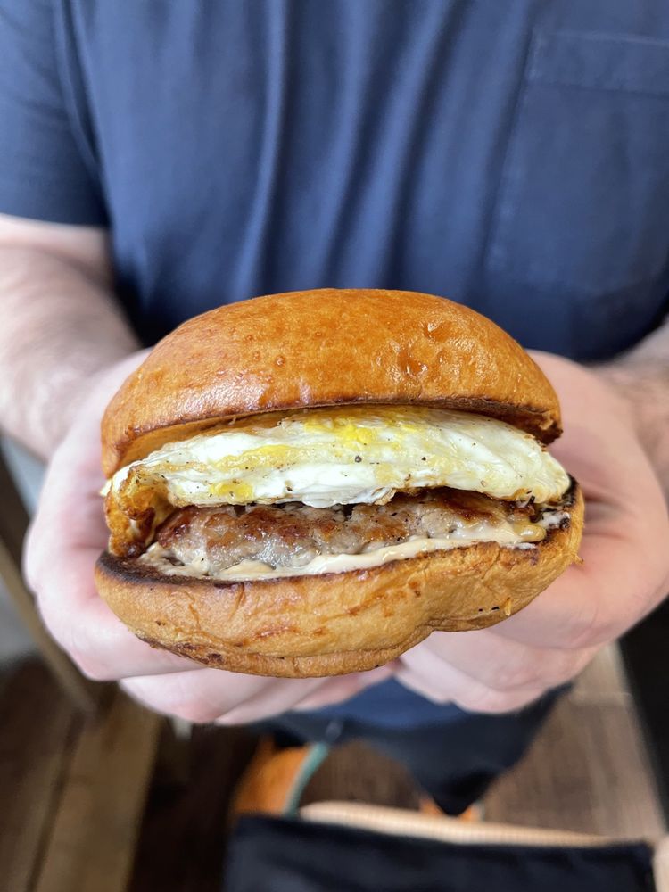 MOONWALKER CAFE - Updated April 2025 - 61 Photos & 77 Reviews - 4101 W ...