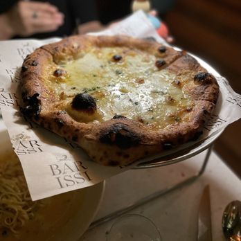 BAR ISSI - Updated September 2025 - 245 Photos & 153 Reviews - 414 N ...