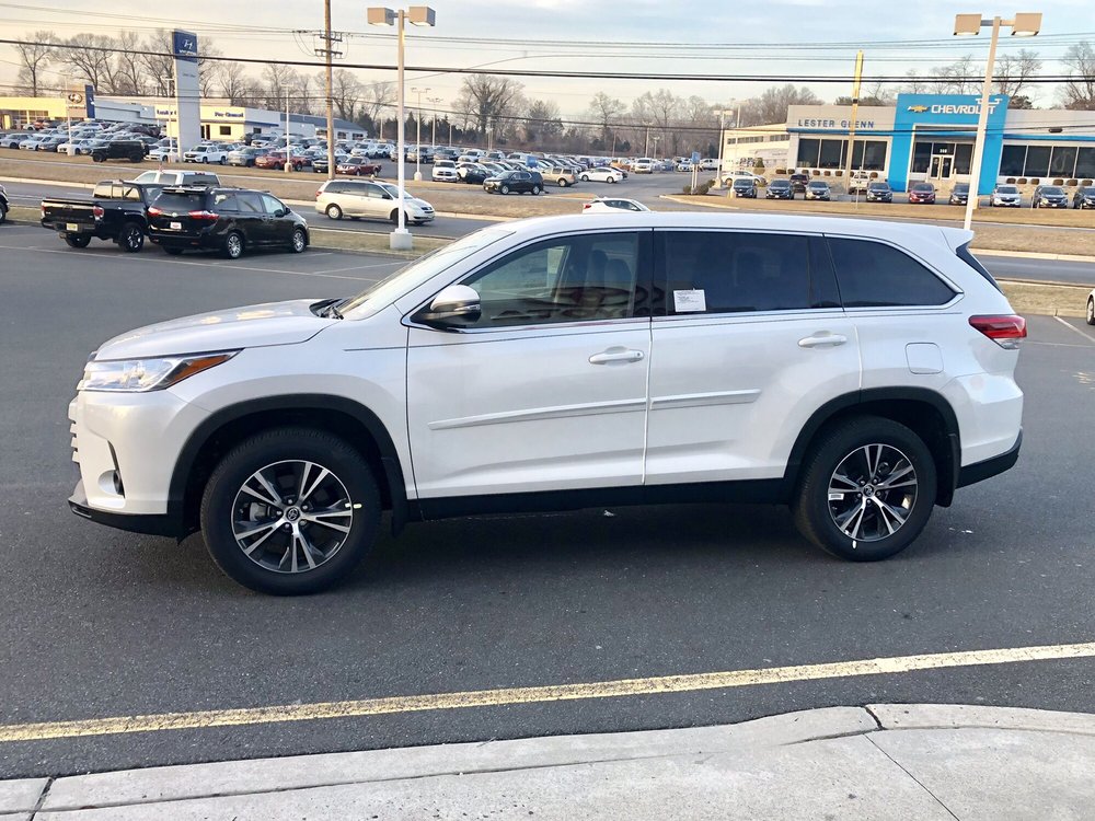 GATEWAY TOYOTA - 41 Photos & 98 Reviews - Car Dealers - 395 Route 37 E ...