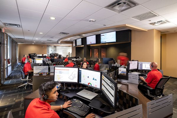 RUSH TRUCK CENTERS - FORT WORTH - Updated December 2025 - 12 Photos ...