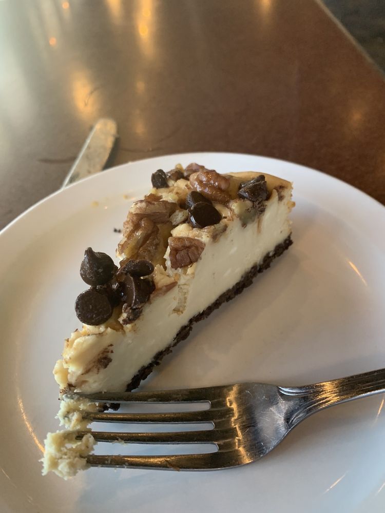 PEGGS RESTAURANT ON THE BOULEVARD - Updated August 2024 - 21 Photos ...