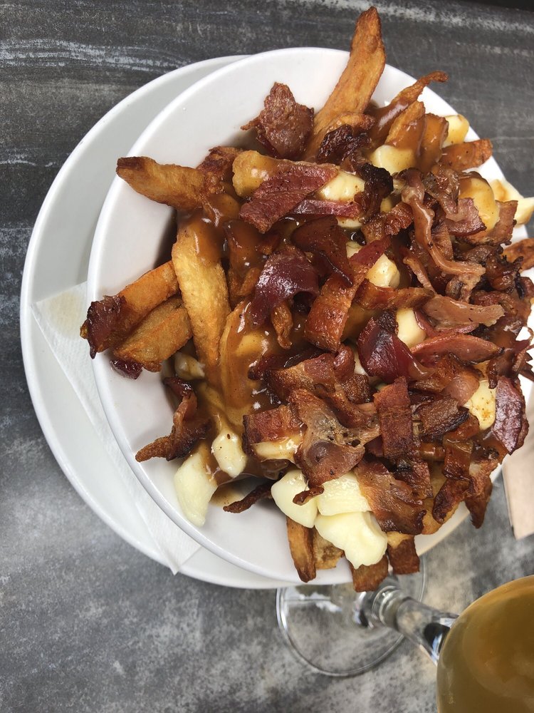 FRITE ALORS! - 63 Photos & 18 Reviews - 122 Rue Crémazie O, Québec, QC ...