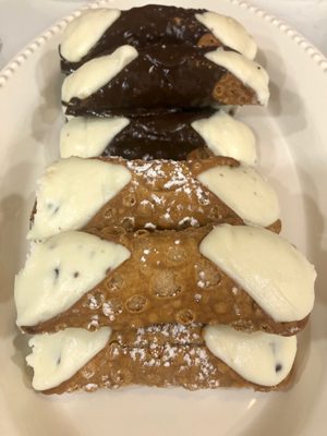 CAFE PICCOLO PASTRY & BAGELS - Updated December 2024 - 52 Photos & 31 ...