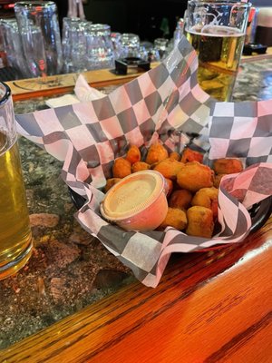 WINTER INN - Updated December 2025 - 42 Photos & 84 Reviews - 100 N ...