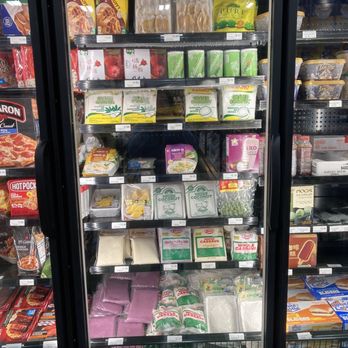 V MART - Updated December 2025 - 33 Photos & 15 Reviews - 3809 Airline ...