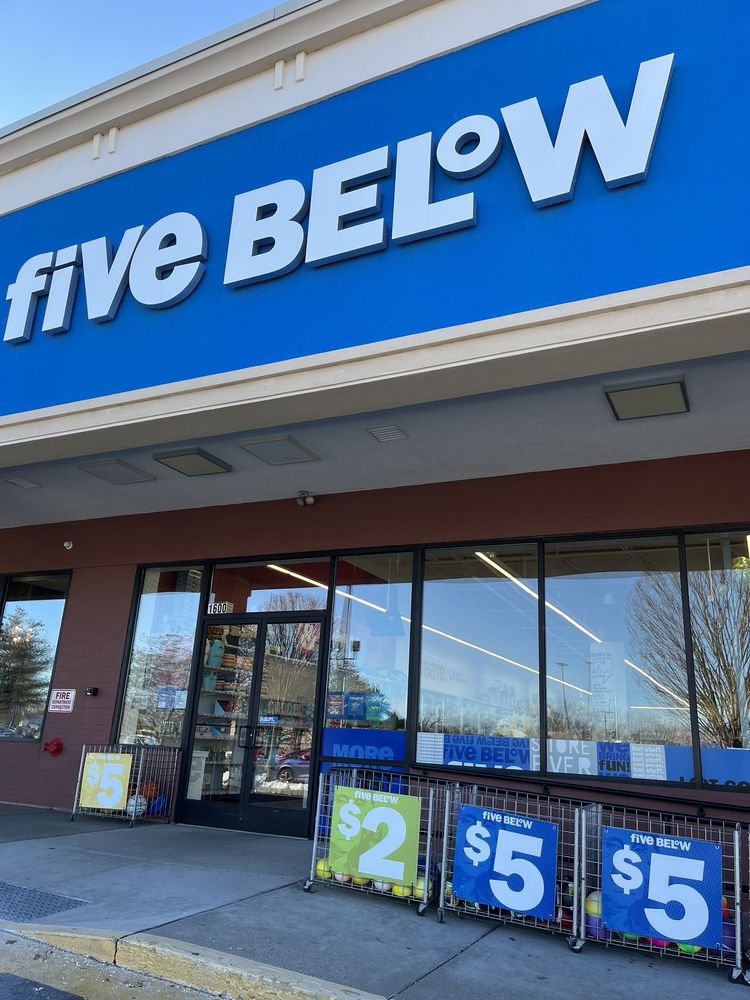 FIVE BELOW - Updated December 2025 - 18 Photos - 1600 SE Rd ...