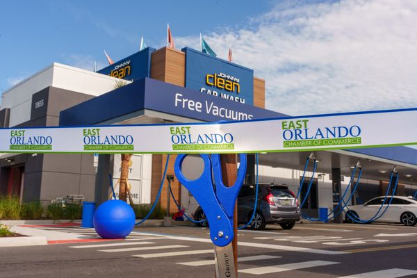 JOHNNY CLEAN - Updated August 2025 - 20 Photos - 13655 E Colonial Dr ...