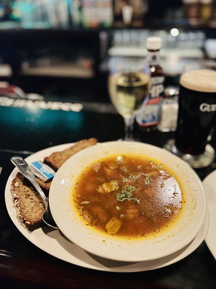 CLADDAGH COTTAGE IRISH PUB - Updated August 2025 - 299 Photos & 227 ...