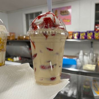 NEVERIA LAS MARAVILLAS - Updated December 2025 - 28 Photos - 2908 W ...