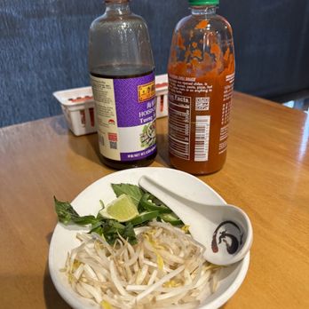 PHO 79 - Updated November 2024 - 95 Photos & 52 Reviews - 631 N 114th ...